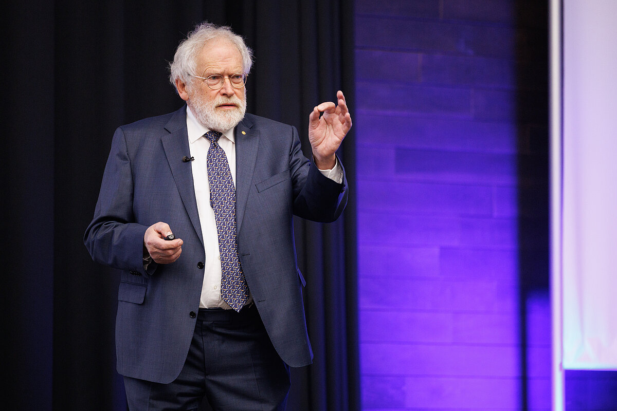 A Voyage Through Quantum Wonderland with Anton Zeilinger